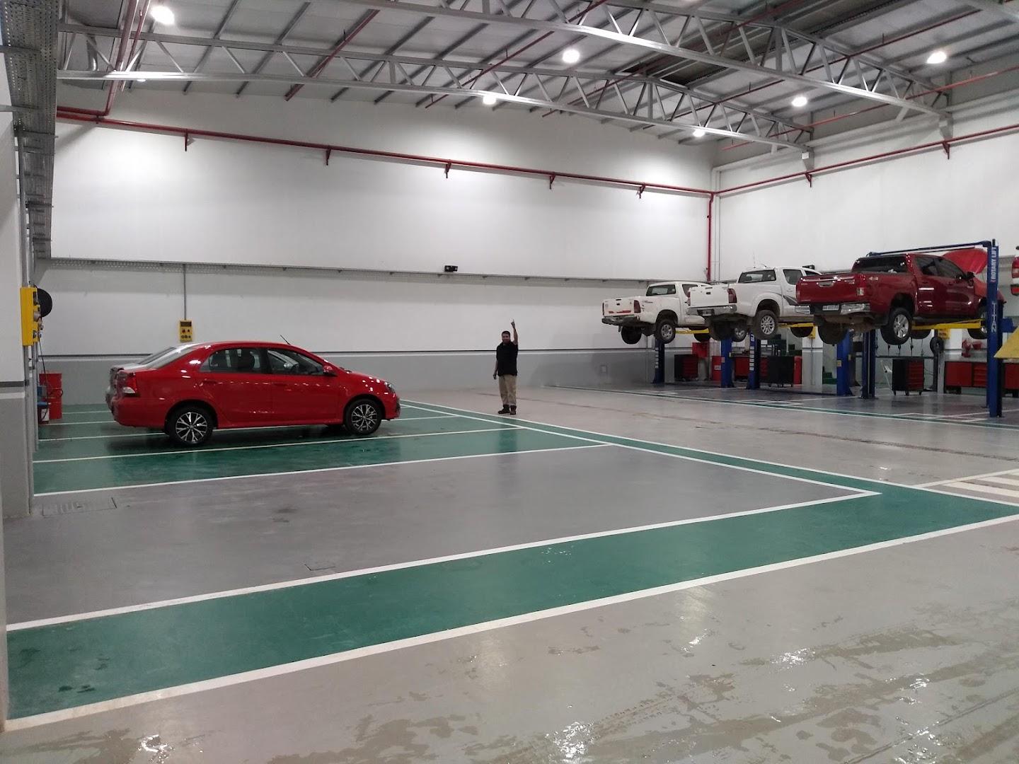 Autolux S.A. Toyota Concesionario Oficial - Concesionarios de Coches